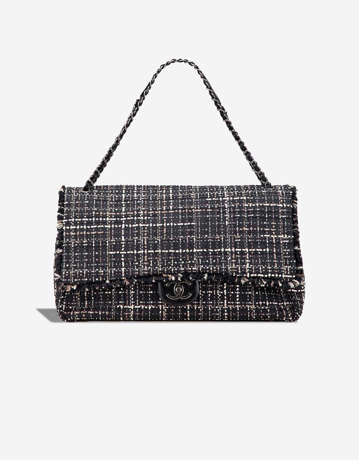 Chanel Timeless XXL Tweed Black / White | SACLÀB