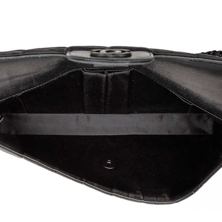 Chanel Shoulder Bag Nylon / Calf Black | SACLÀB